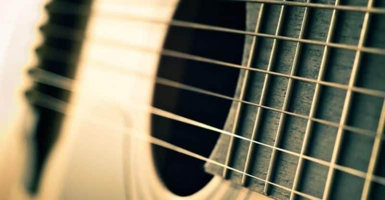 A Quick Guide to Acoustic Guitar String Gauges